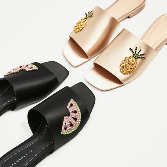 Zara | Shoes | Zara Black Slides | Poshmark